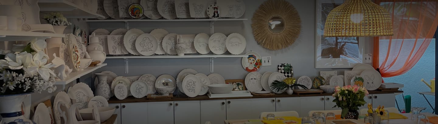 ABOUT - Atelier Newday Pottery Painting