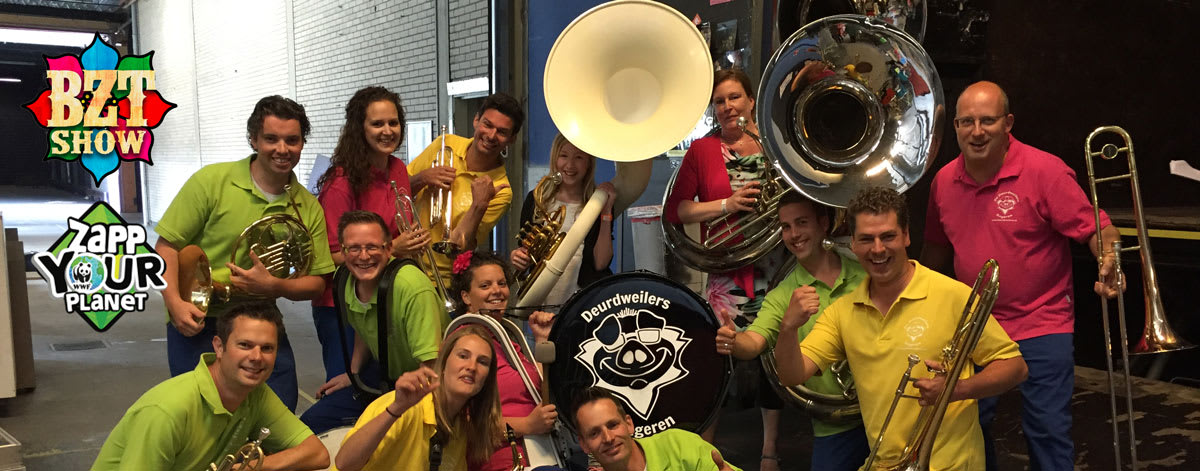 DD LIVE op TV: BZT-show en K3 - Dweilorkest De Deurdweilers