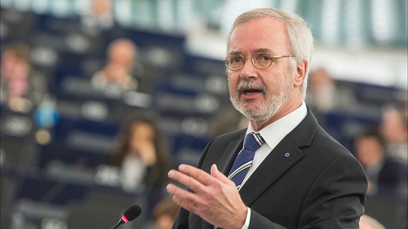 EIB president warns against 'box-ticking' on climate investments | Devex