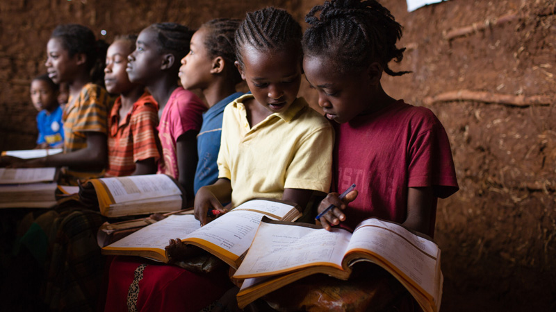 Child literacy: The key to ending intergenerational poverty | Devex