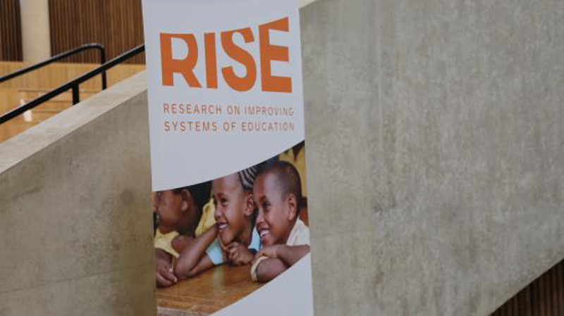 Education experts wrestle with how to bridge research and practice at ...