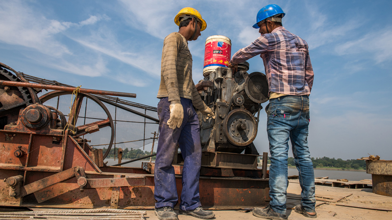 Who were ADB's top 2017 contractors for goods and works? | Devex