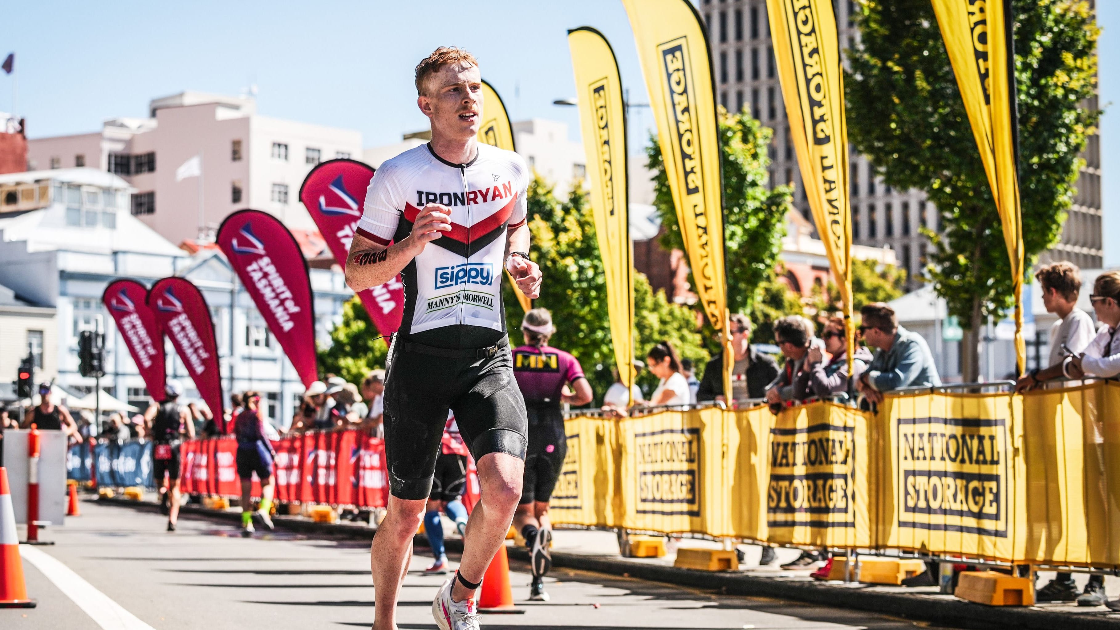 Sportlink | Charlie Stern - Proffesional Triathlete