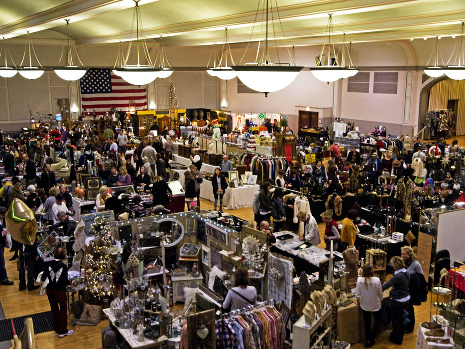 Chicago Gallery News | Randolph Street Market