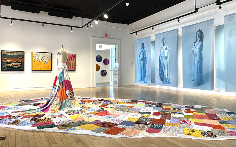 Chicago Gallery News | The Art Center Highland Park