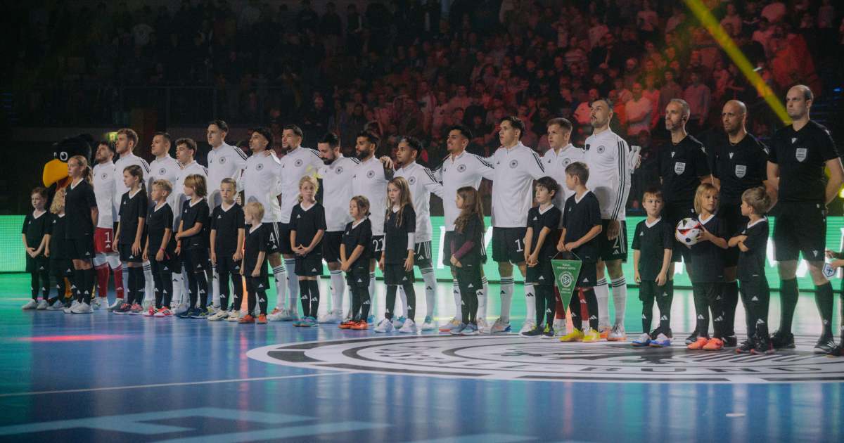Loosveld nominiert Kader für Niederlande-Länderspiele