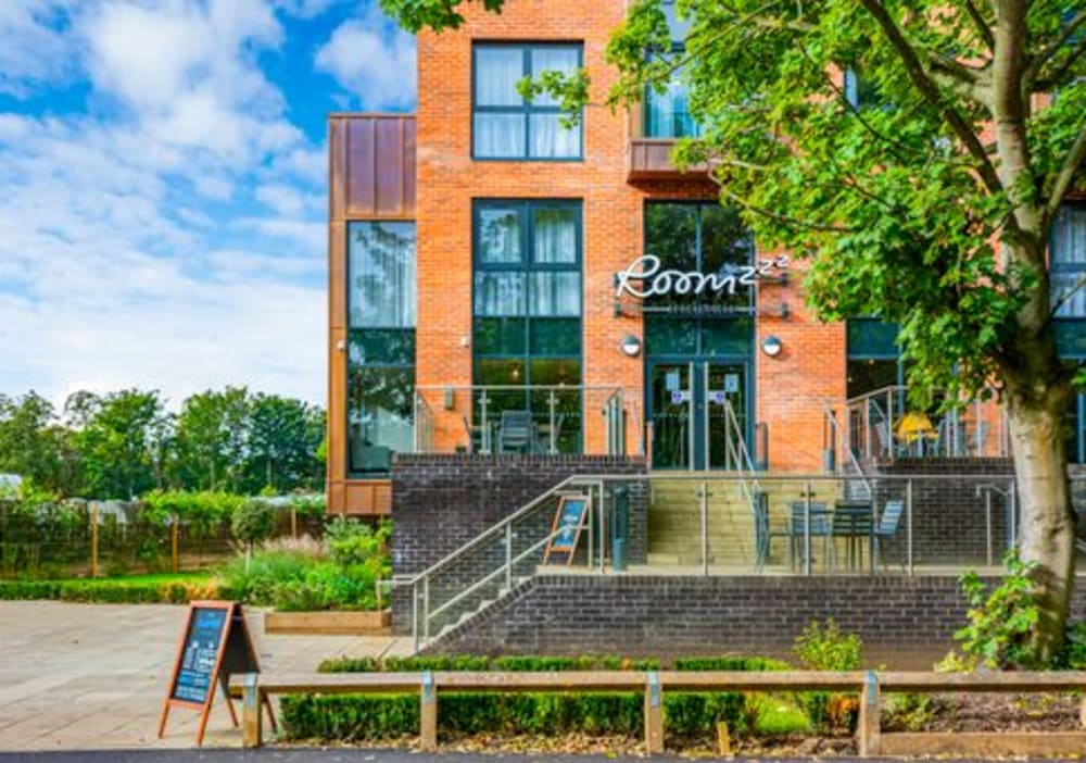 Aparthotel & Serviced Apartments in York | Roomzzz Aparthotels
