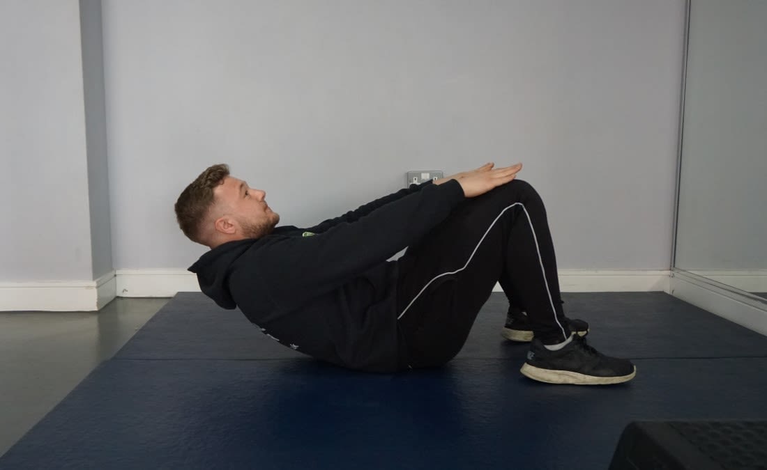 A bodyweight circuit training workout for beginners | IconInc