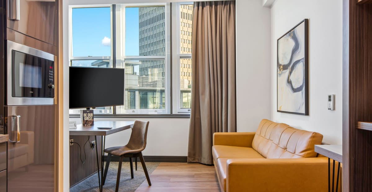 Serviced Apartment & Aparthotel in Manchester Victoria | Roomzzz ...