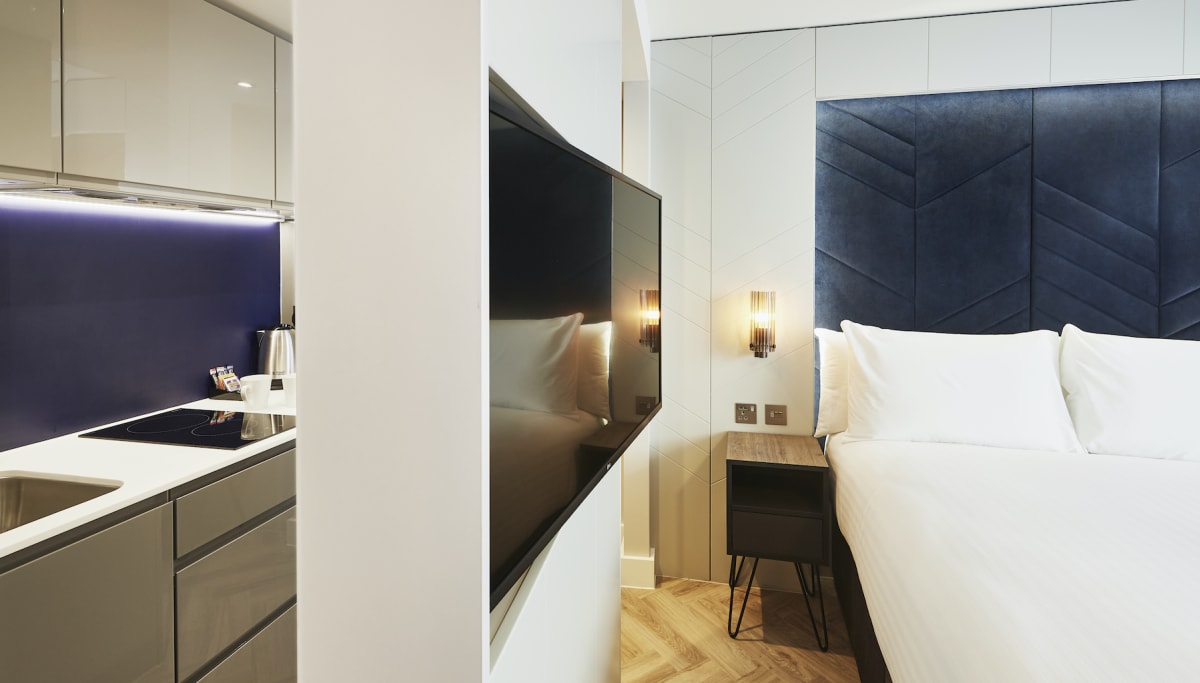 What is an aparthotel? And what to expect... | Roomzzz Aparthotels