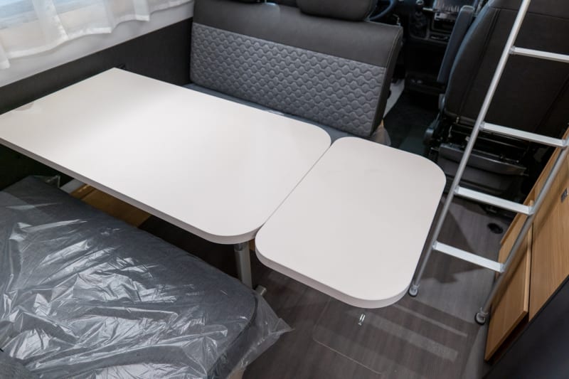 Camper Nuovo Mansardato Adria CORAL XL 600 DP - 60Y PACK WILD&FREE Frattin Auto Rossano Veneto ...