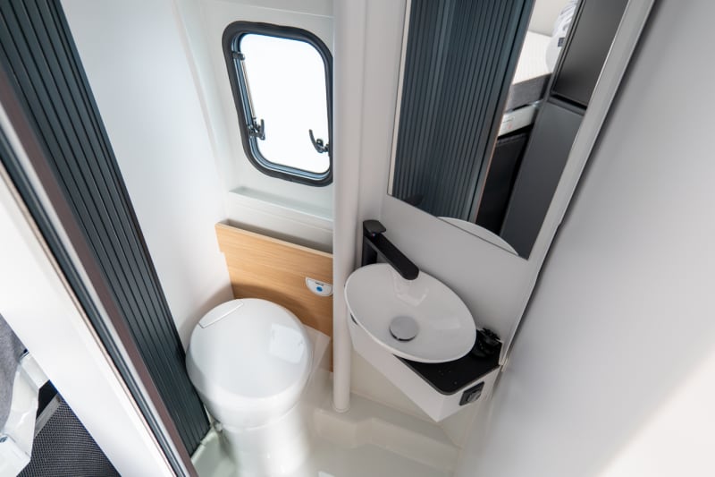 Camper Nuovo Van, furgonato Adria TWIN 640 PTR - 60Y Frattin Auto ...