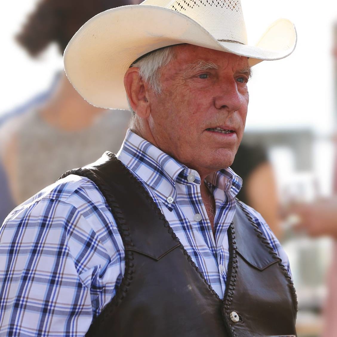 HonoringThem – Beautiful Online Memorials For Loved Ones