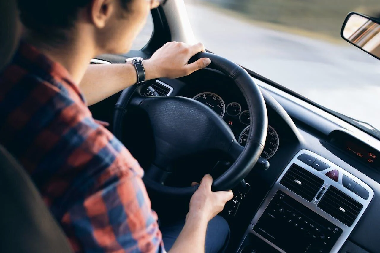 Foreigners Driving in SG: How to Convert Your Driving Licence