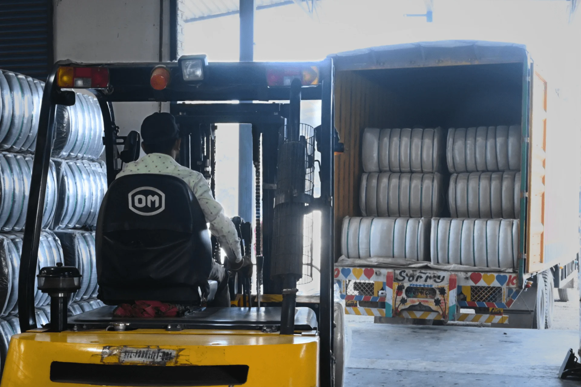 RS Logistics - Efficient Global Logistics Solutions