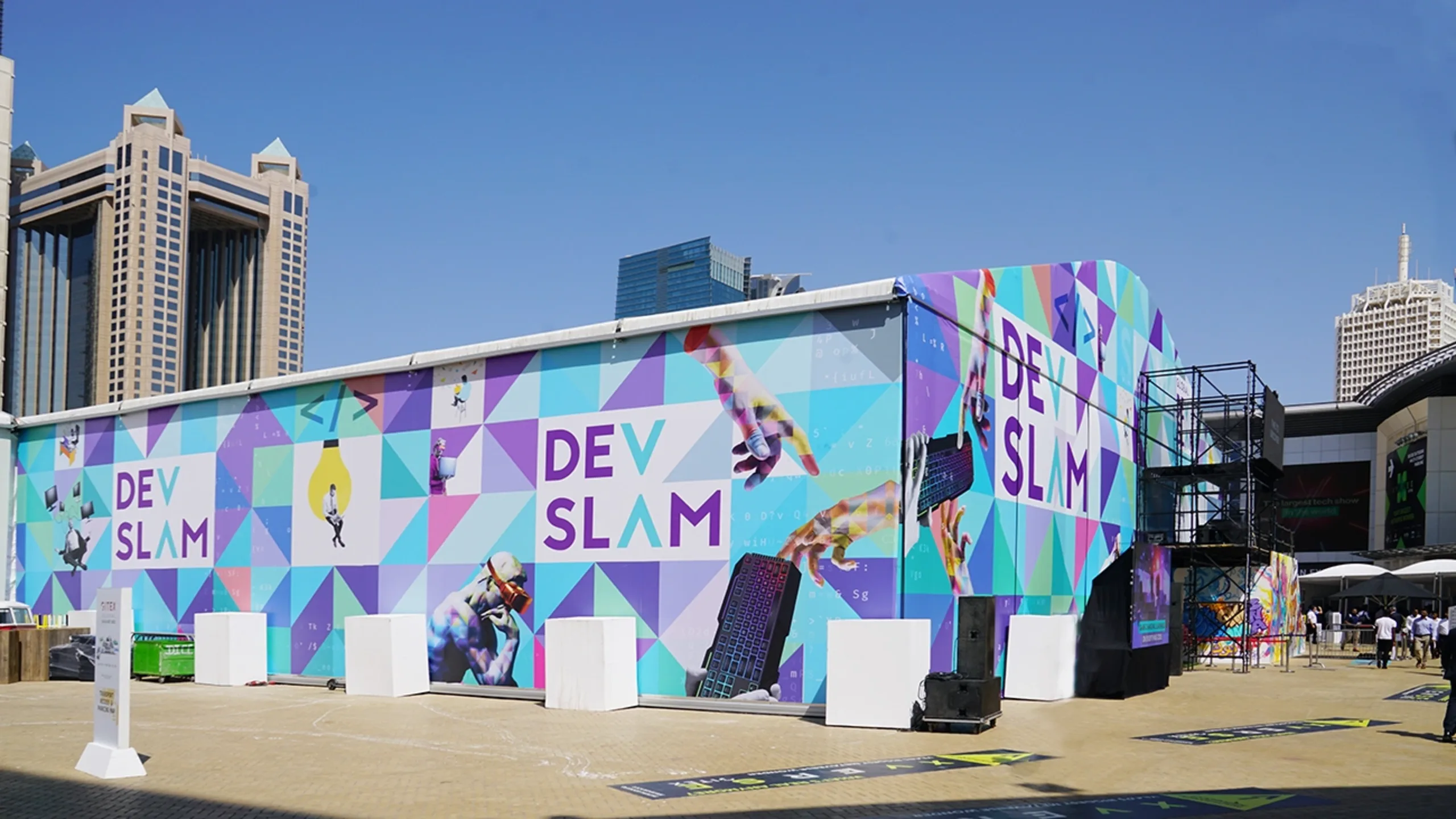 Bait Al Nokhada -xGlobal Projects Gallery