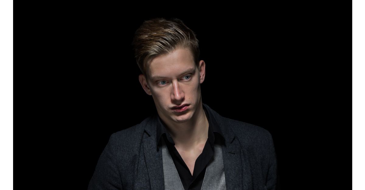 Daniel Sloss Tickets 2025 - Compare & Buy Daniel Sloss Tour Tickets ...