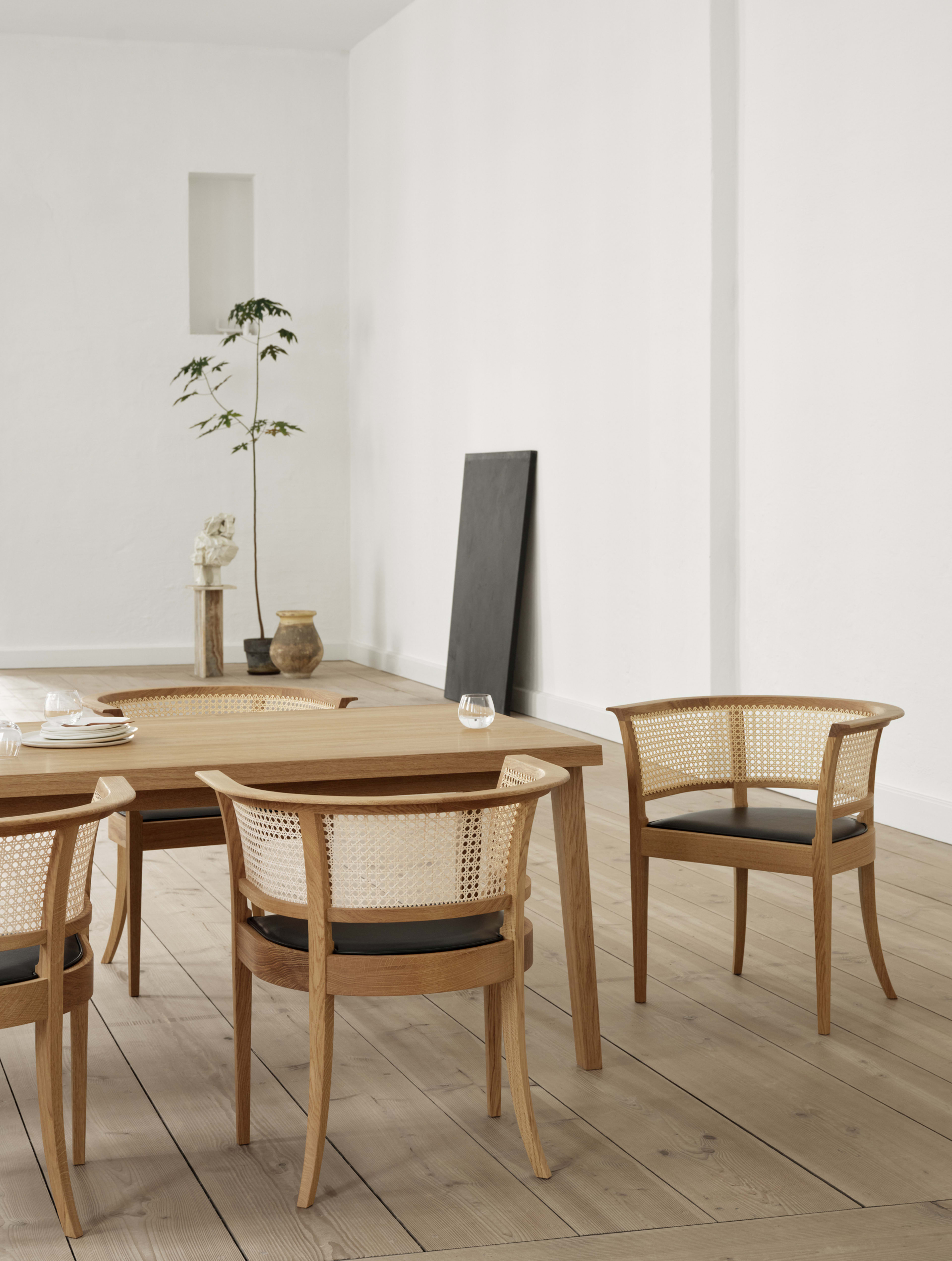 Kaare Klint Collection | Exclusively at Carl Hansen & Søn