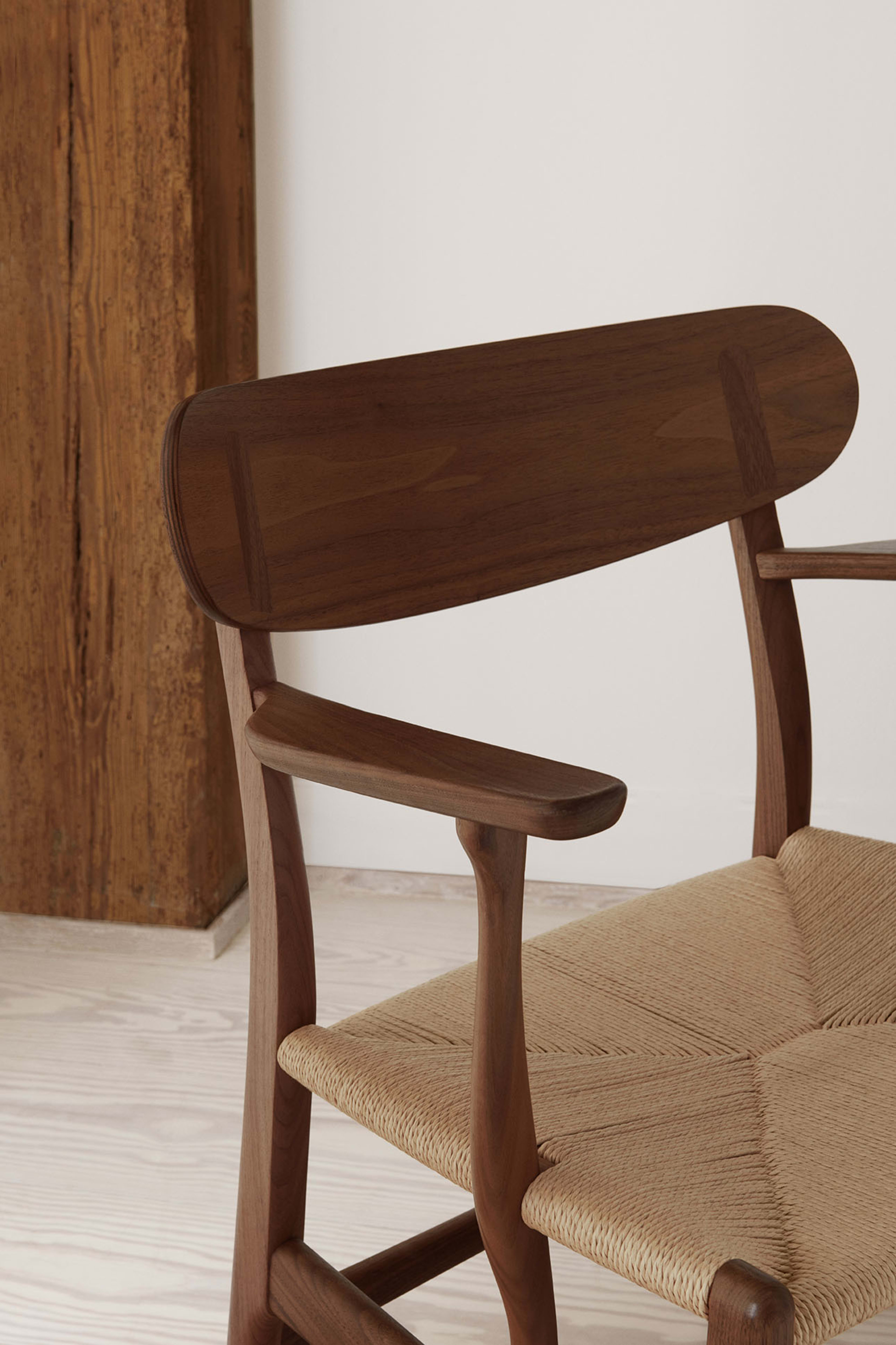 Buy CH22 | Lounge Chair designed by Hans J. Wegner | Carl Hansen & Søn