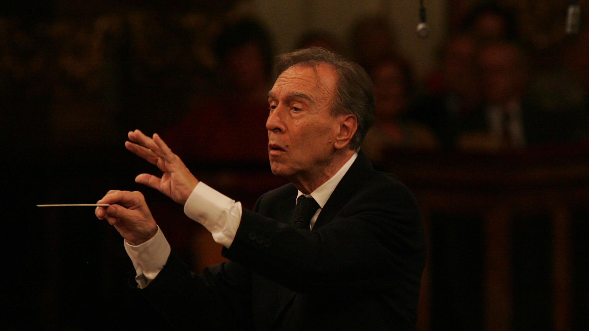 Watch: Abbado and the Gustav Mahler Jugendorchester: Mahler & Schoenberg