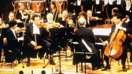 Stream Yo-Yo Ma, Itzhak Perlman & Daniel Barenboim play Beethoven | STAGE+