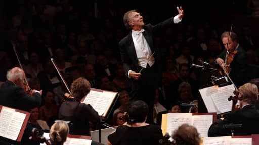 Stream Abbado conducts Mahler: Symphony No. 3 | STAGE+