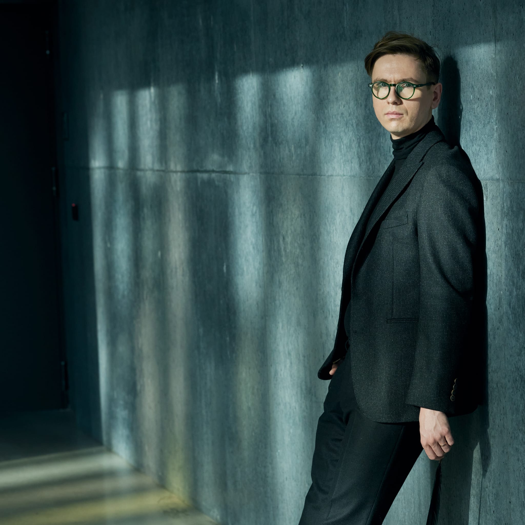 Watch: Víkingur Ólafsson plays Debussy, Rameau & Mussorgsky