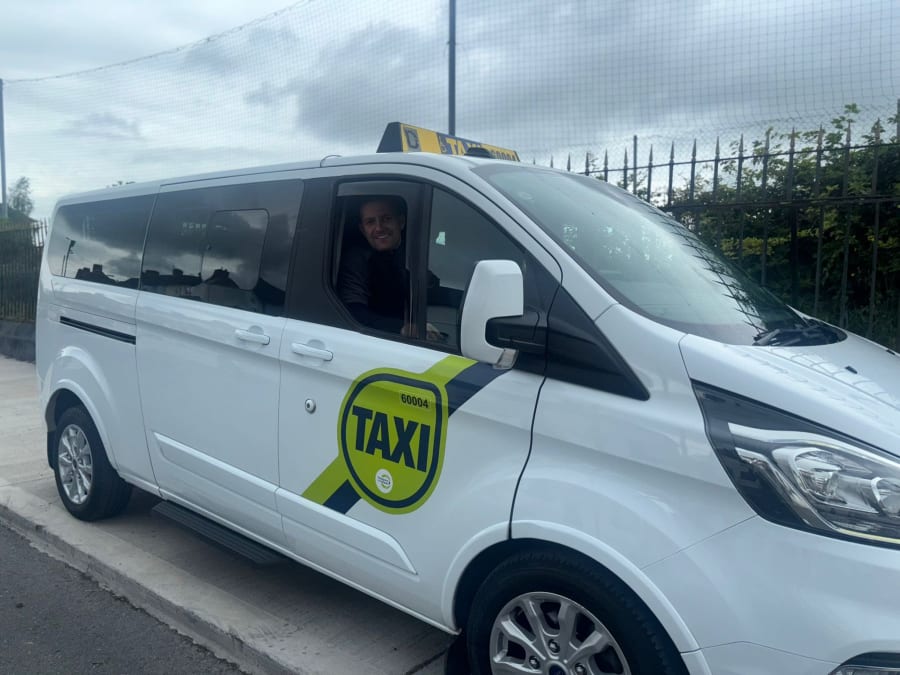 Gary's Taxi Service | 8-Seater Taxi Across Ireland