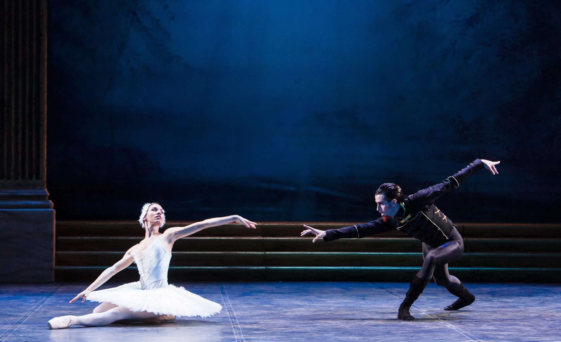 HNK - LABUĐE JEZERO