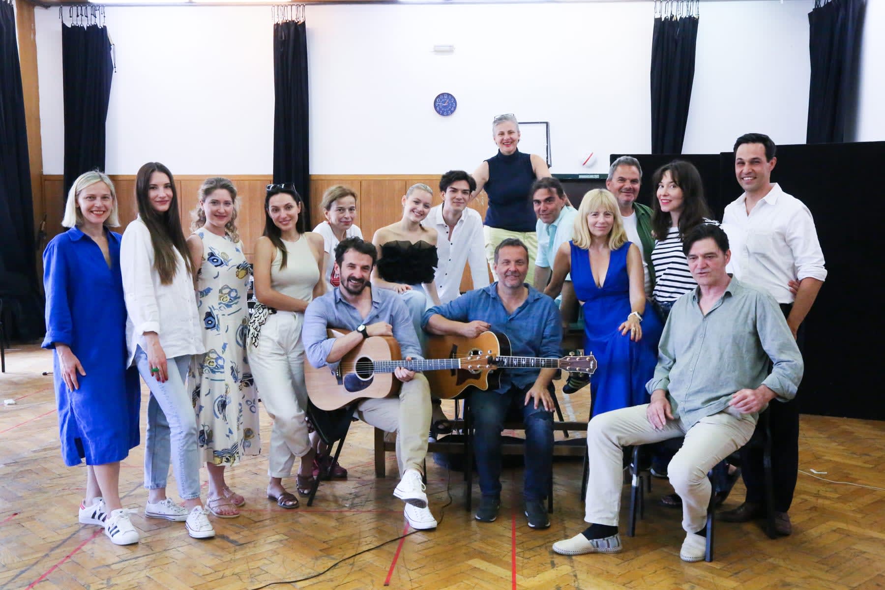 HNK - Koncertni spektakl Vraćam se Zagrebe tebi ispred HNK u Zagrebu