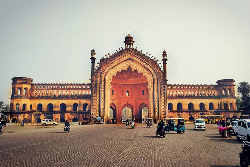 Varanasi Bodhgaya Ayodhya Lucknow Naimisharanya Prayagraj Chitrakoot ...