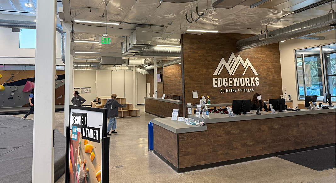 Edgeworks Bouldering Gym - Innovative Light-Frame WIN Project ...