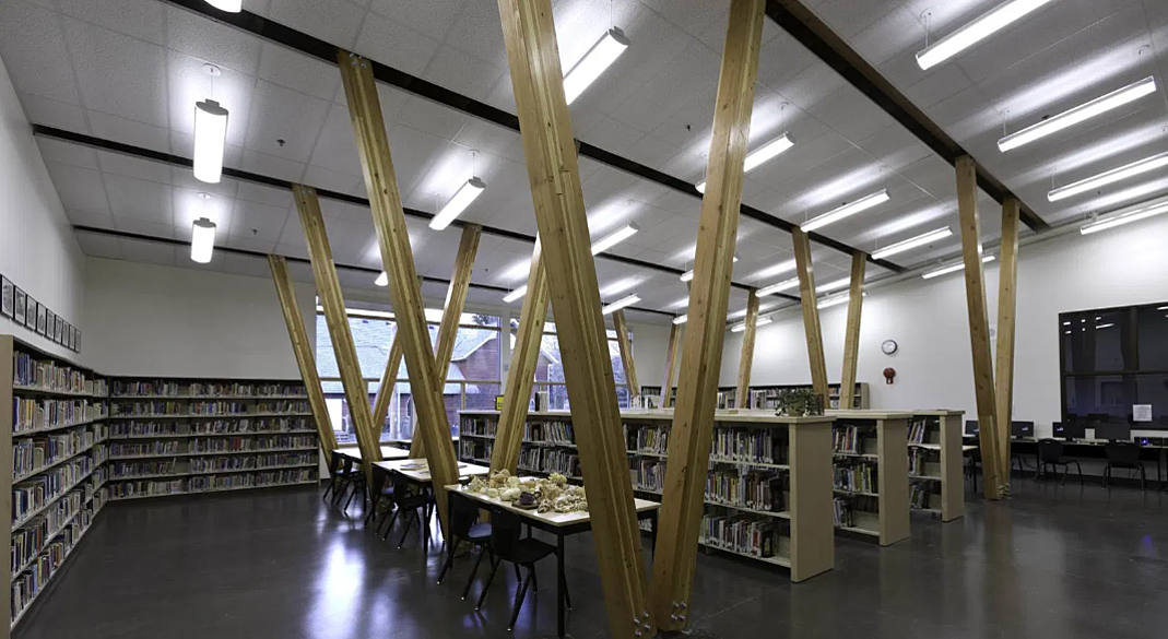 Lawrence Grassi Middle School - Mass Timber WIN Project | WoodWorks ...