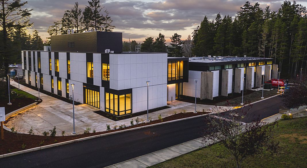 Umpqua Hall Health and Science Building - Mass Timber WIN Project ...