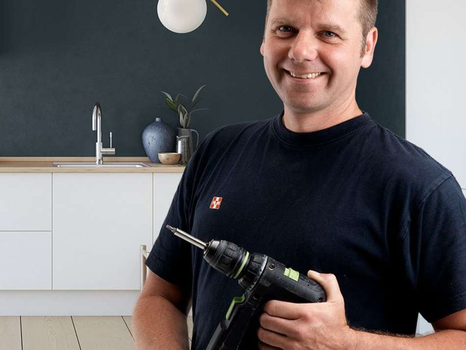 Montering af køkken, bad og garderobe fra HTH GO | HTH