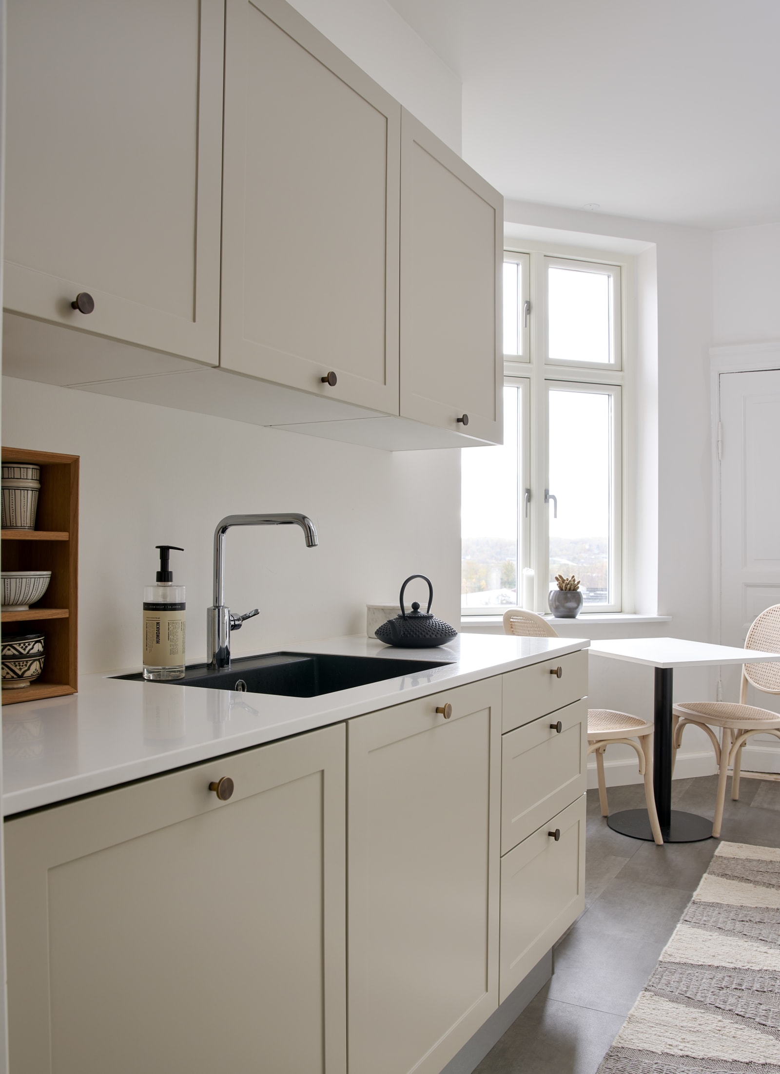 Retrokøkken i moderne stil | Oplev Square | INVITA