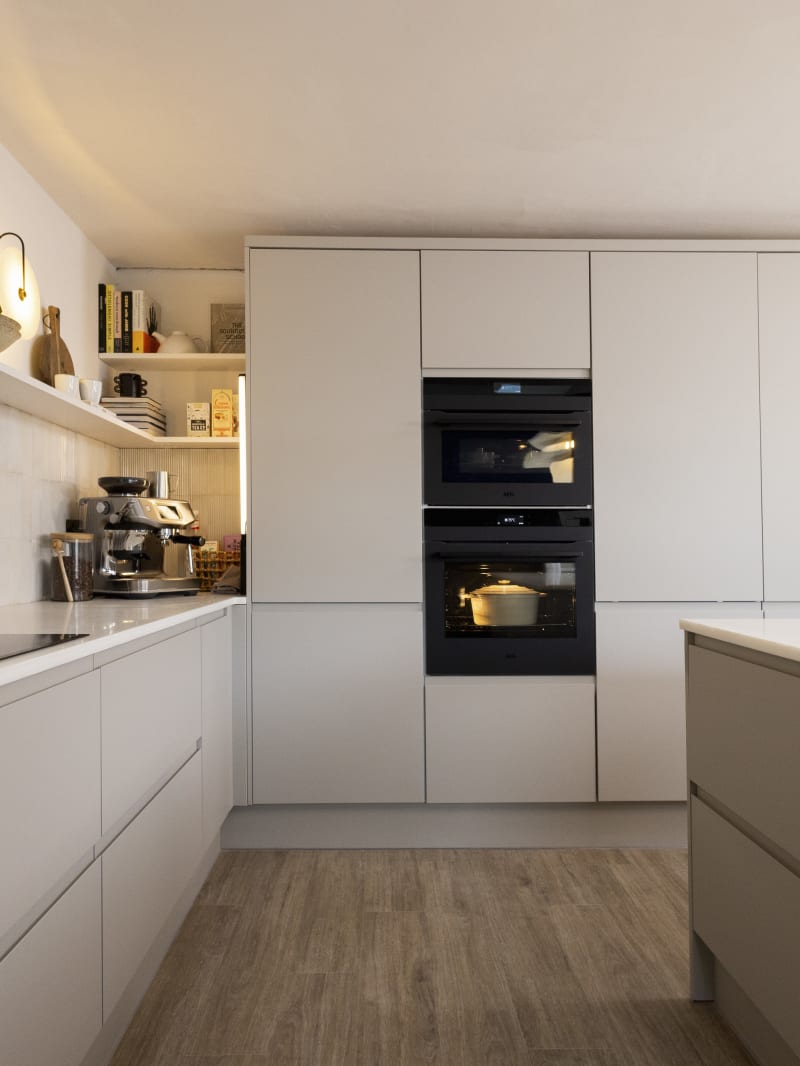 Fitted Kitchen Specialists & Kitchen Design Experts | Magnet