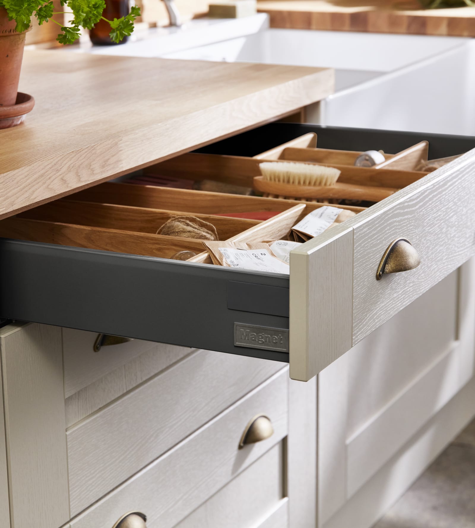 Kitchen Island Ideas | Kitchen islands for all layouts | Magnet ...