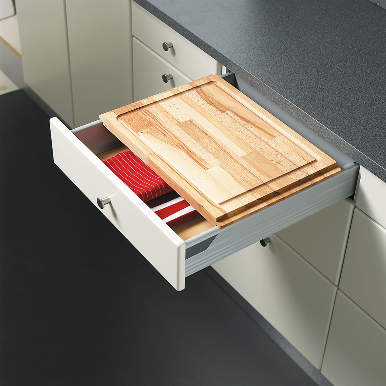 Skuffeinnredning & skuffer | Se våre kjøkkenskuffer | Sigdal