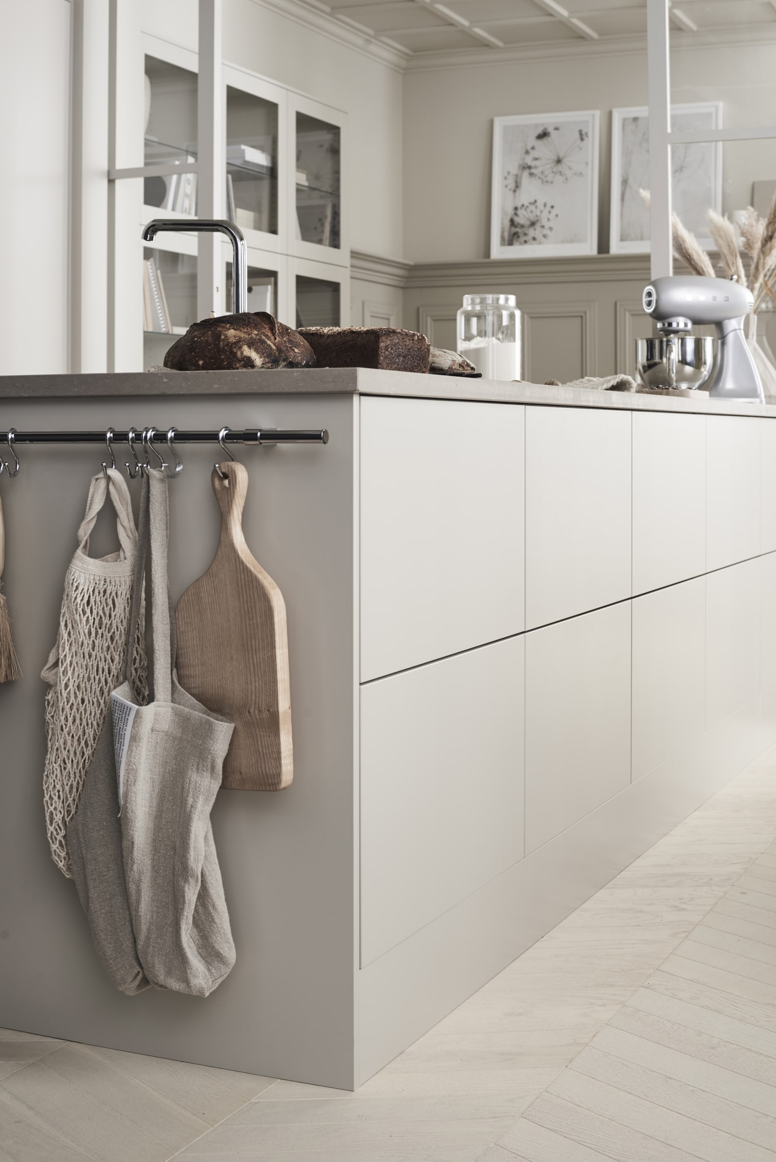 Enkelt køkken med mange muligheder: Se Athena | Invita