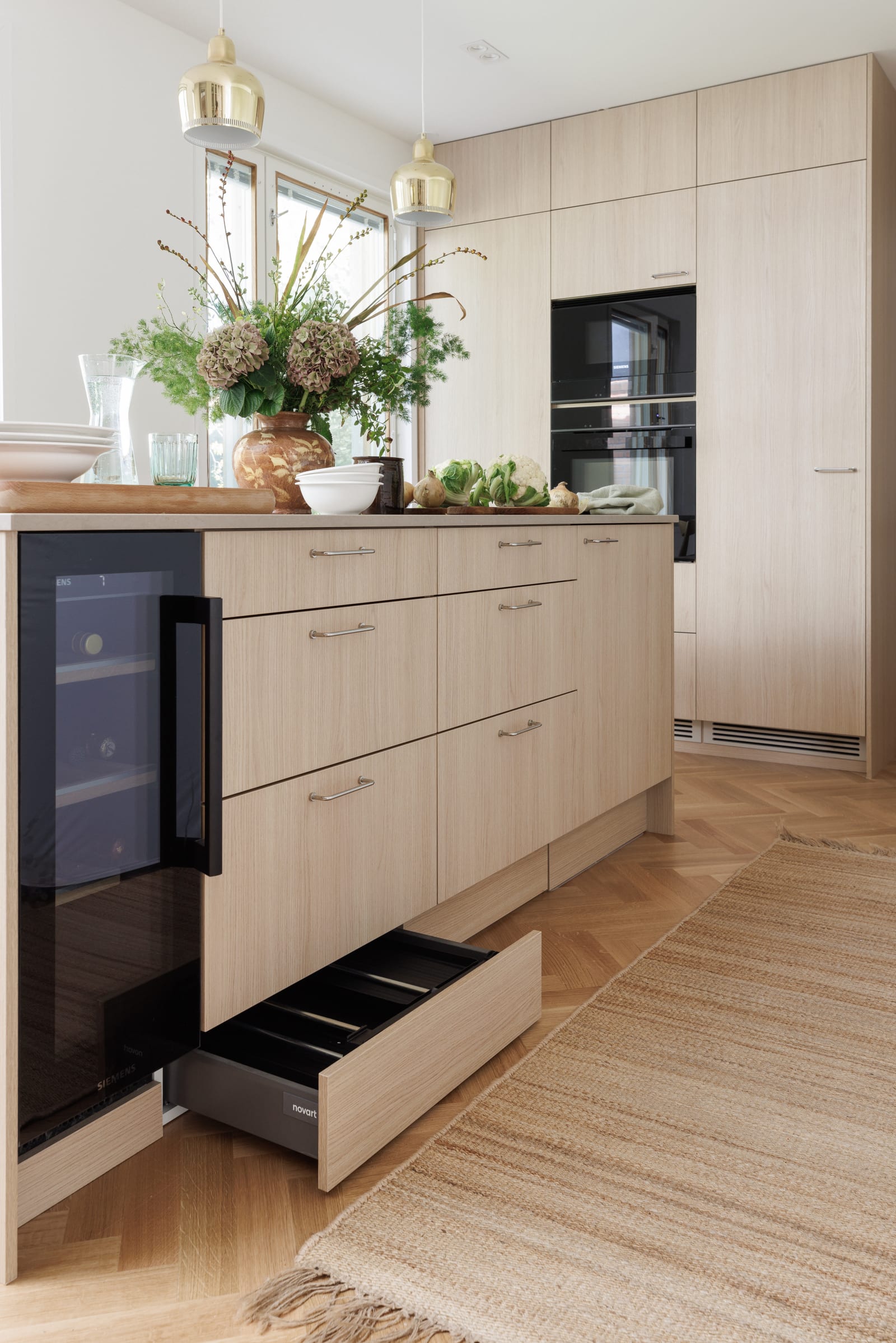 Huoleton vaalea tammi I Melamiini | Novart