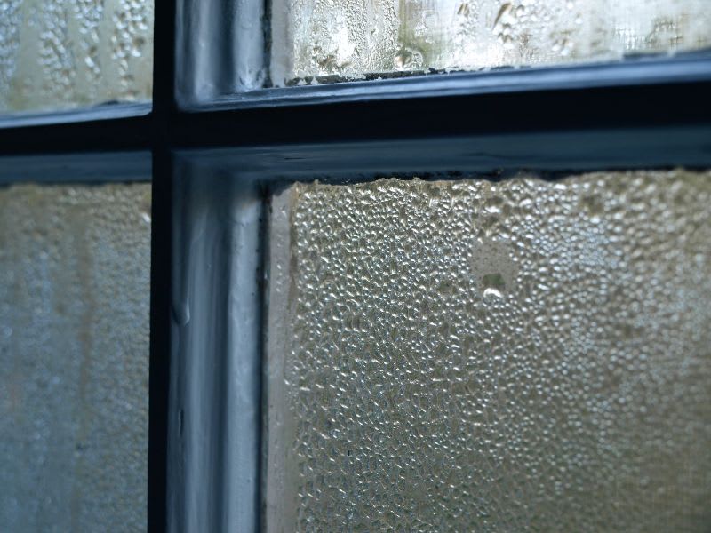 Common Glass Issues: Sticking Windows - SYD City Glass - Sydney Glaziers