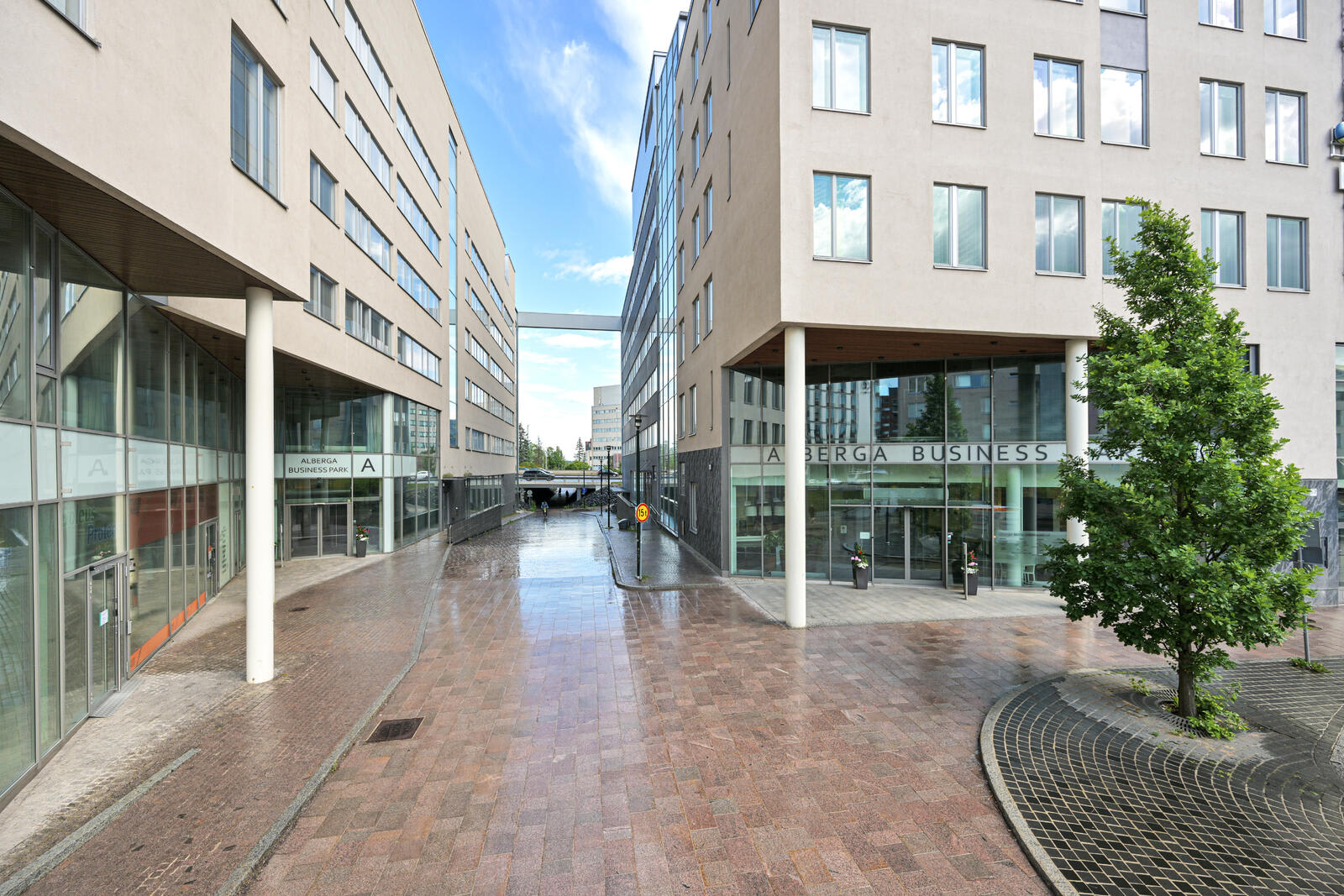 Alberga Business Park, talo B Bertel Jungin aukio 7, Espoo - eQ Toimitilat