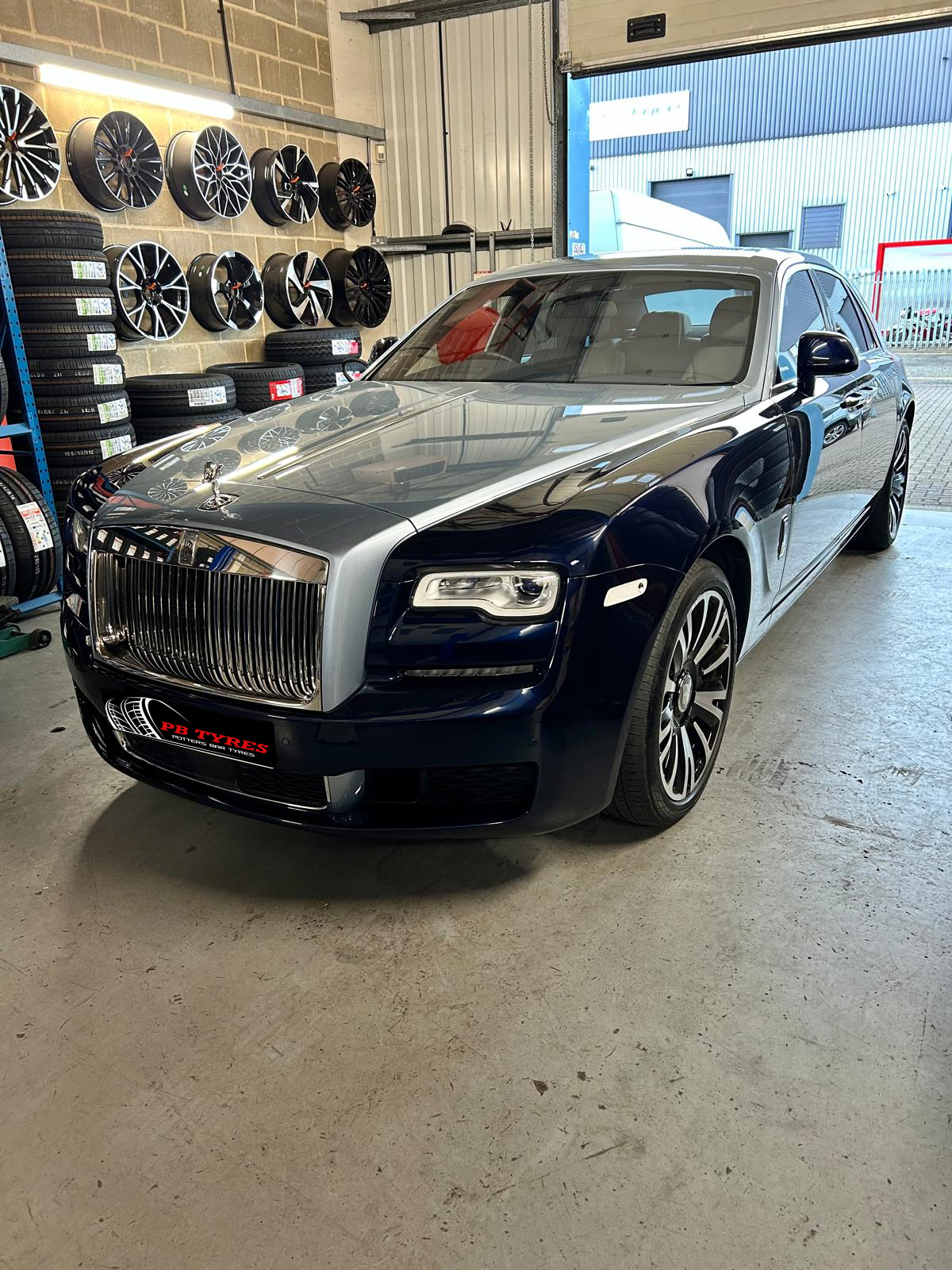 PB Tyres - Professional Tyre Service in Potters Bar