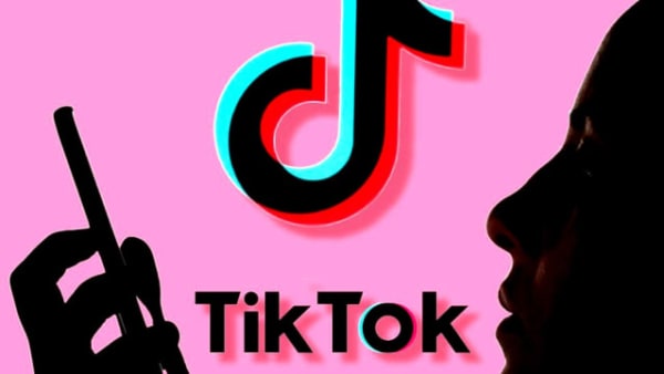Pengaruh TikTok pada Musik dan Perubahan Tren Global | BlokBaca