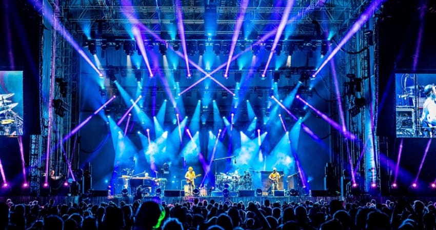 See Phish ‘Light’ Up ‘Piper’ & Surf ‘Ruby Waves’ In Mexico