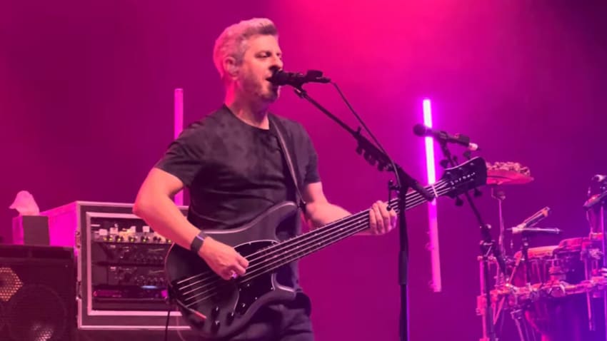 Watch Mike Gordon’s Daughter Tessa Gordon Join Her Dad At Webster Hall Watch Mike Gordon’s Daughter Tessa Gordon Join Her Dad At Webster Hall