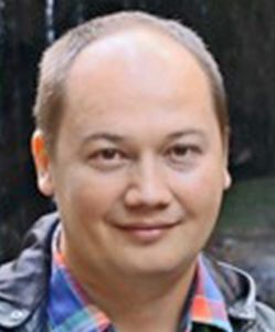- Blogul lui Mihai Rapcea