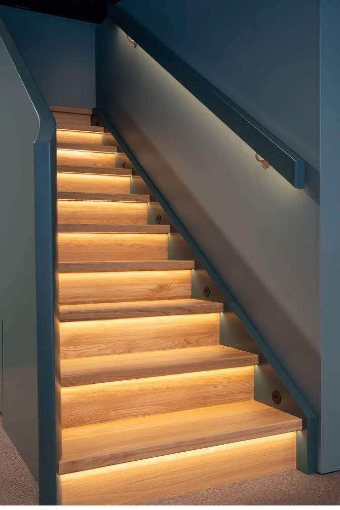 Hev din plass med Snekkern - Unike trapper for hvert hjem