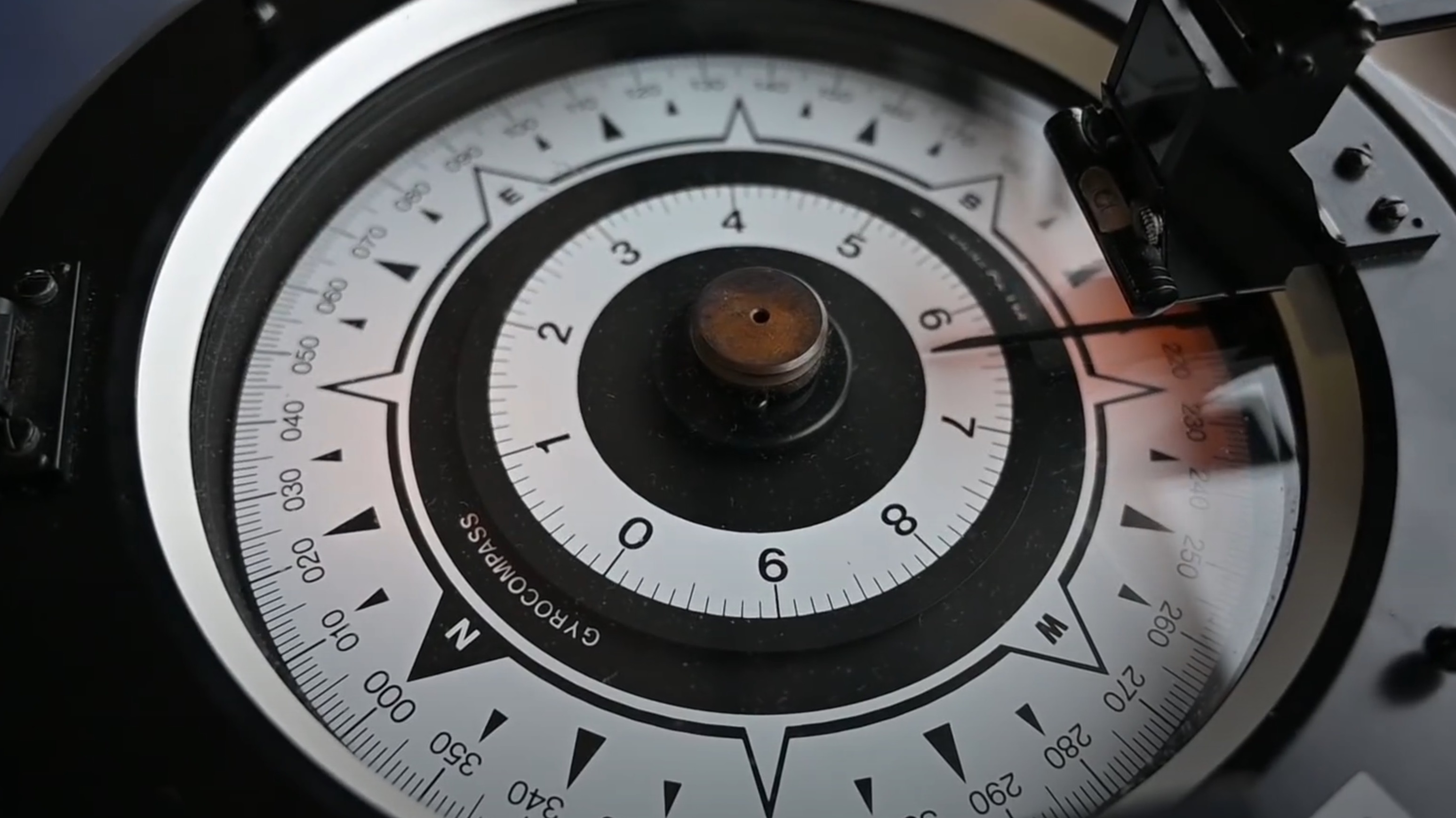 What is a Gyro Compass Repeater? Types and Uses Explained
